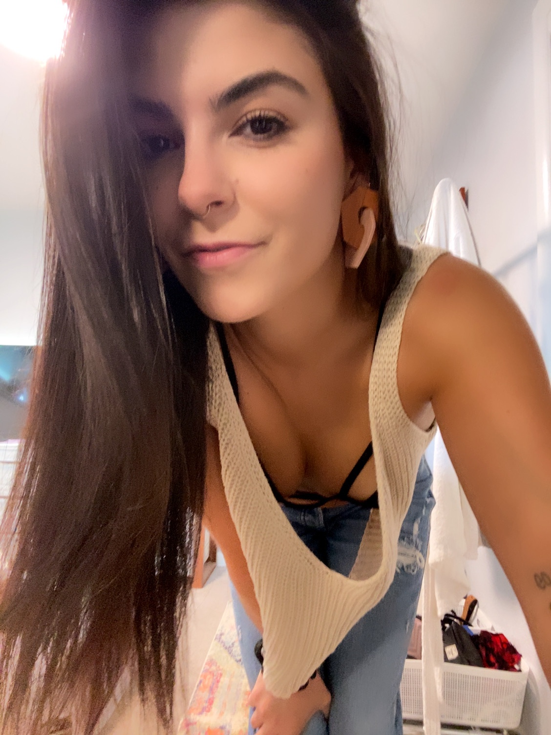 Disqus - Burn your bra and join the revolution (42 Photos)