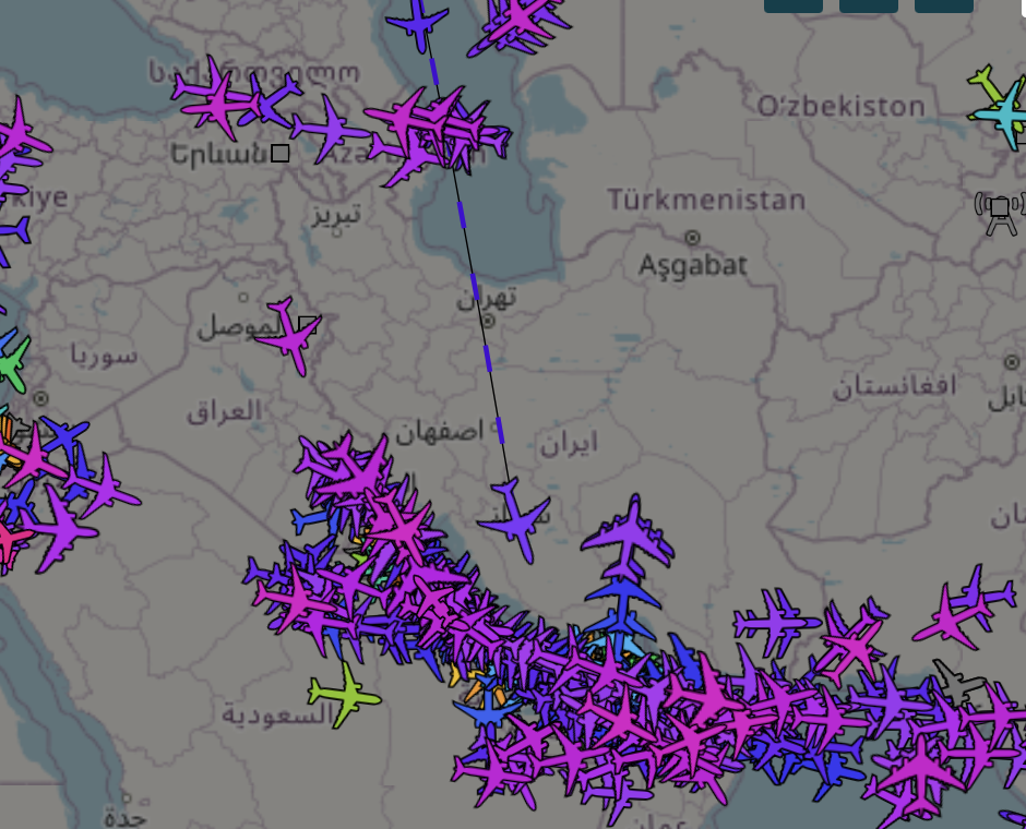 Iranian Airspace Empties - Only Flights from China and Russia ...