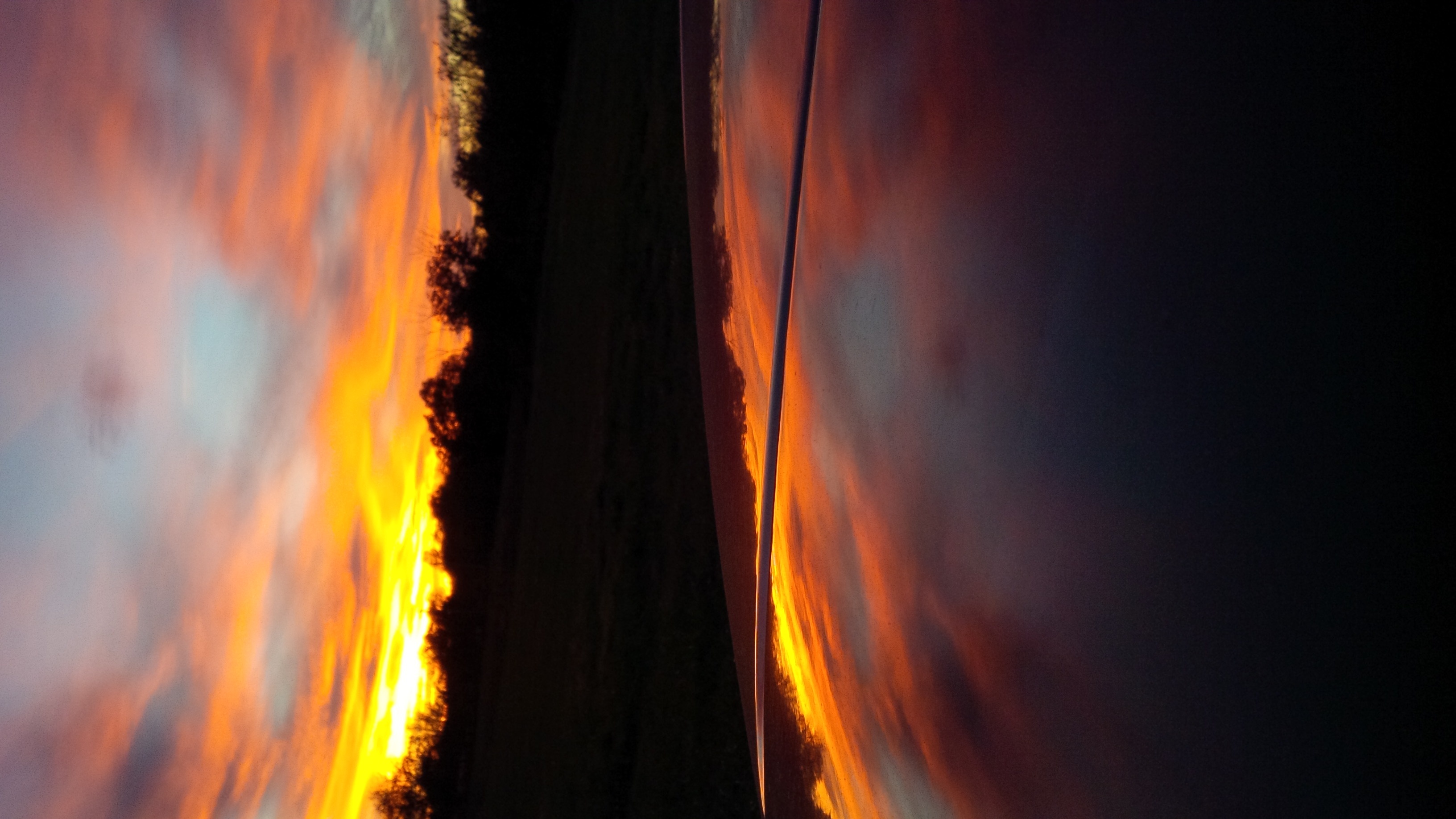 23 Remarkable Mirror Images of Reflections