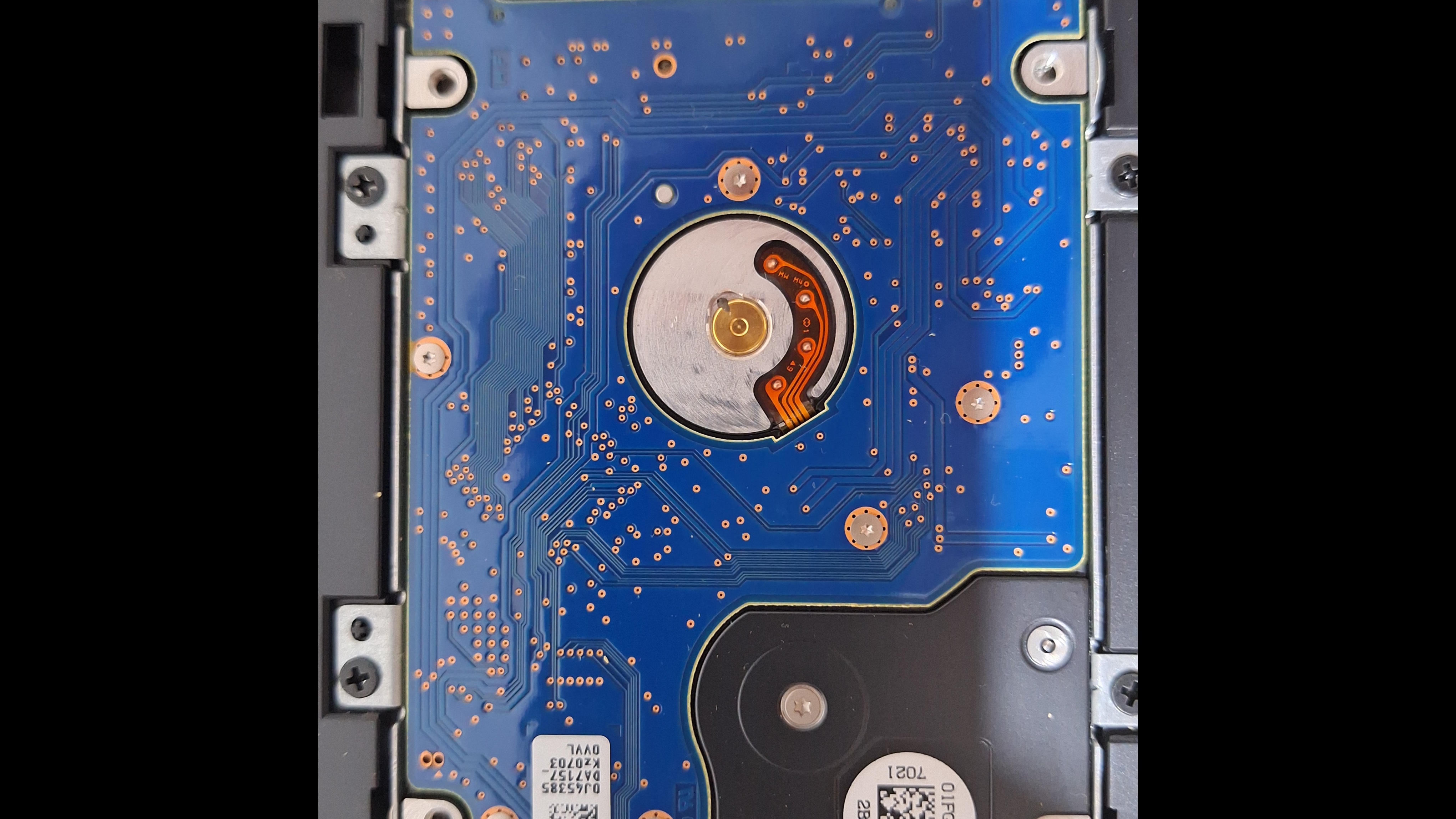 Hard disk da 60TB entro il 2028: la previsione dell'IEEE