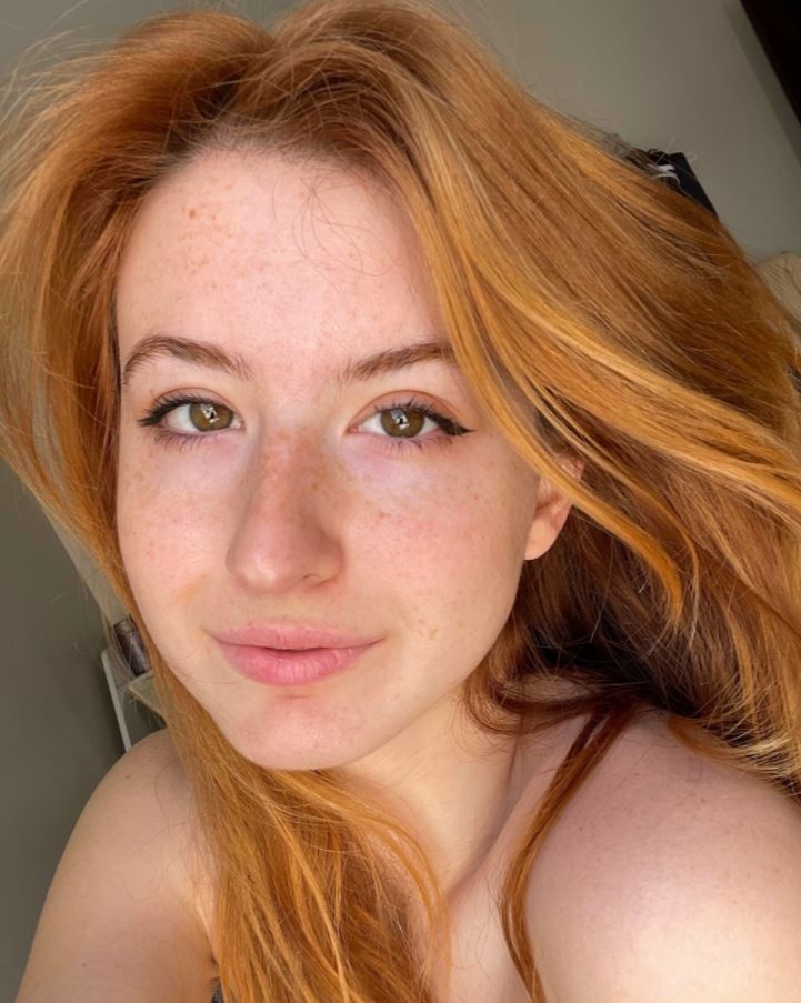 Disqus Profile - strawberry_kisses99