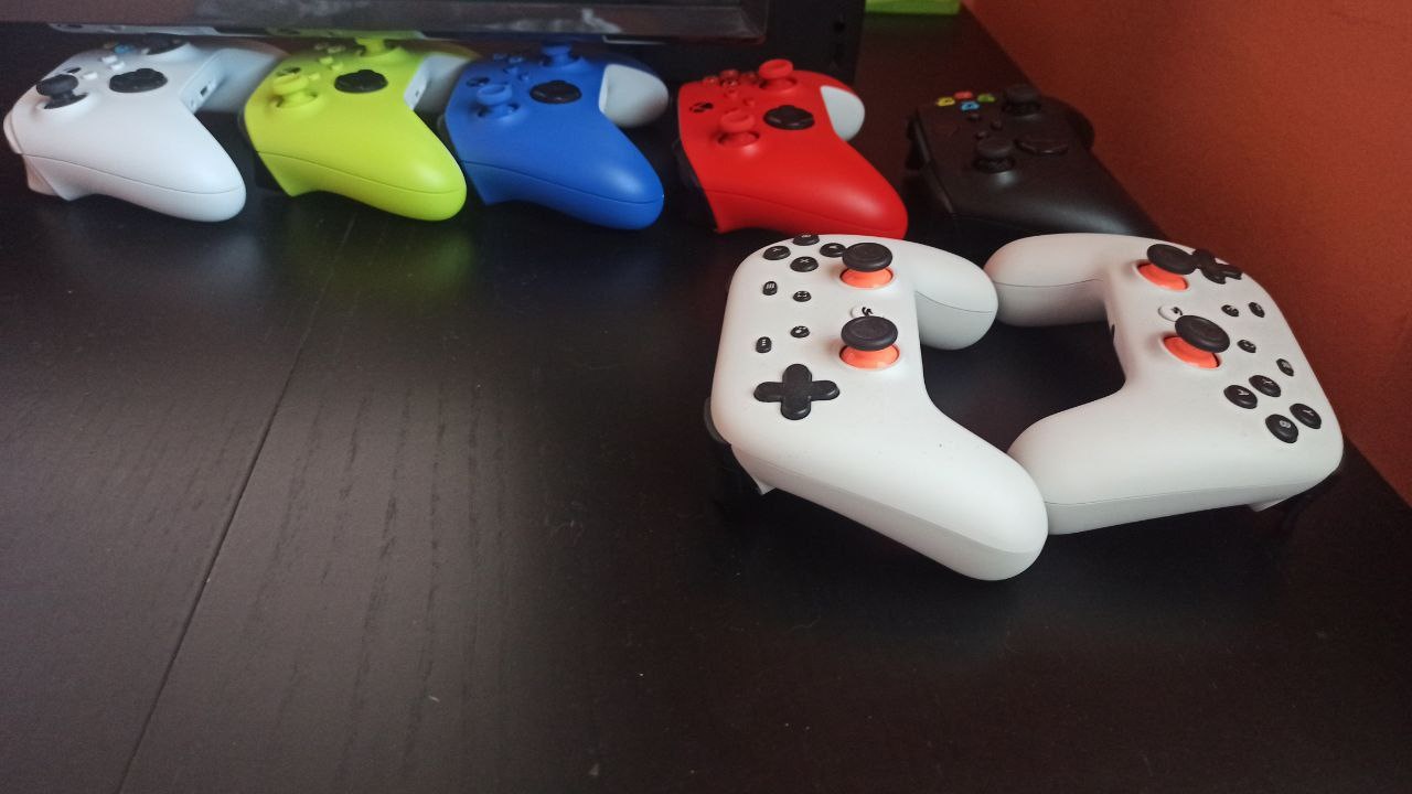 Stellar Shift, l'edizione speciale del controller Xbox invade i mercati
