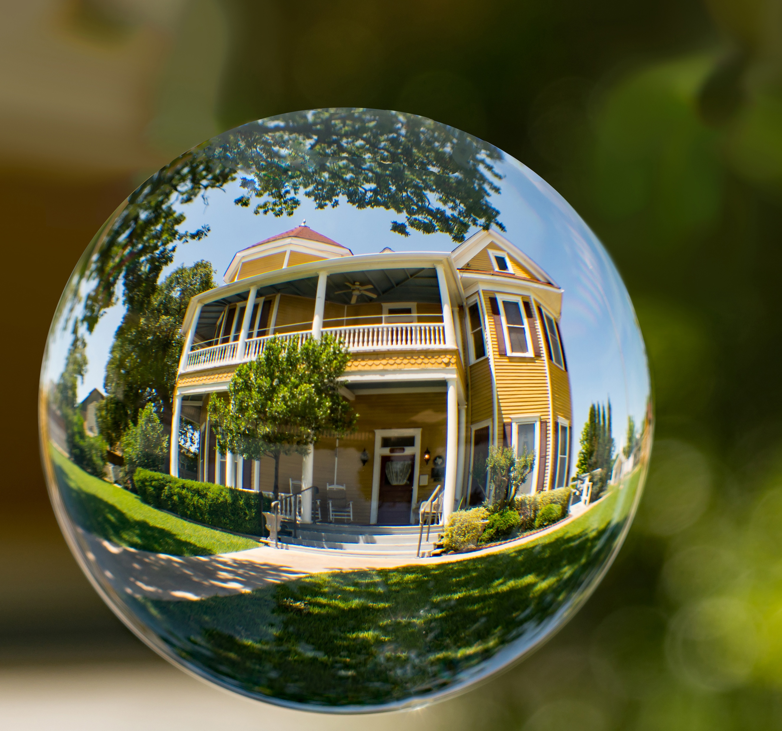 Which Size Lensball is Best for Crystal Ball Photography?