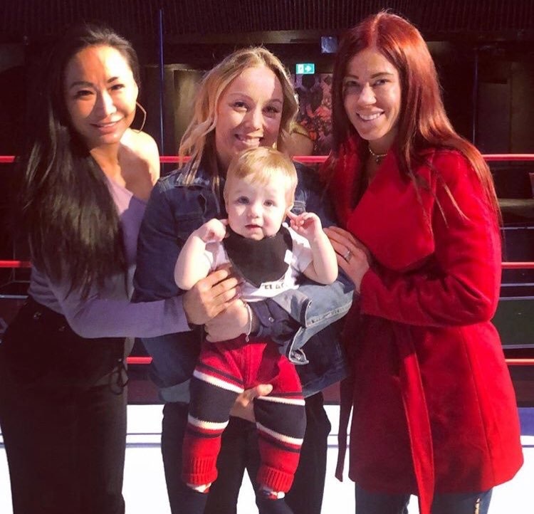 Former Knockouts champion Taylor Wilde and her son backstage at ...