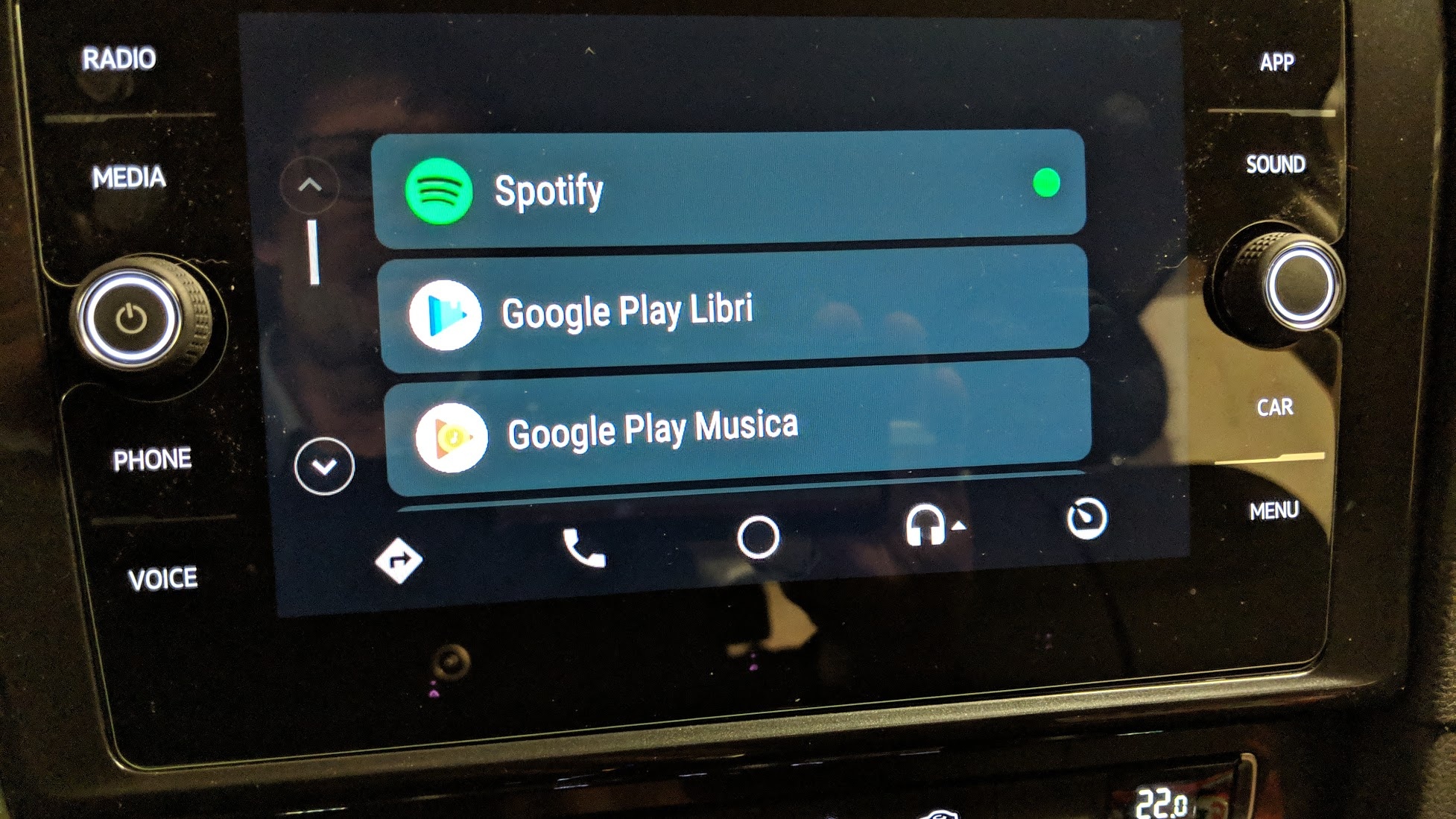 Android Auto: supporto schermi widescreen e nuova UI per le chiamate