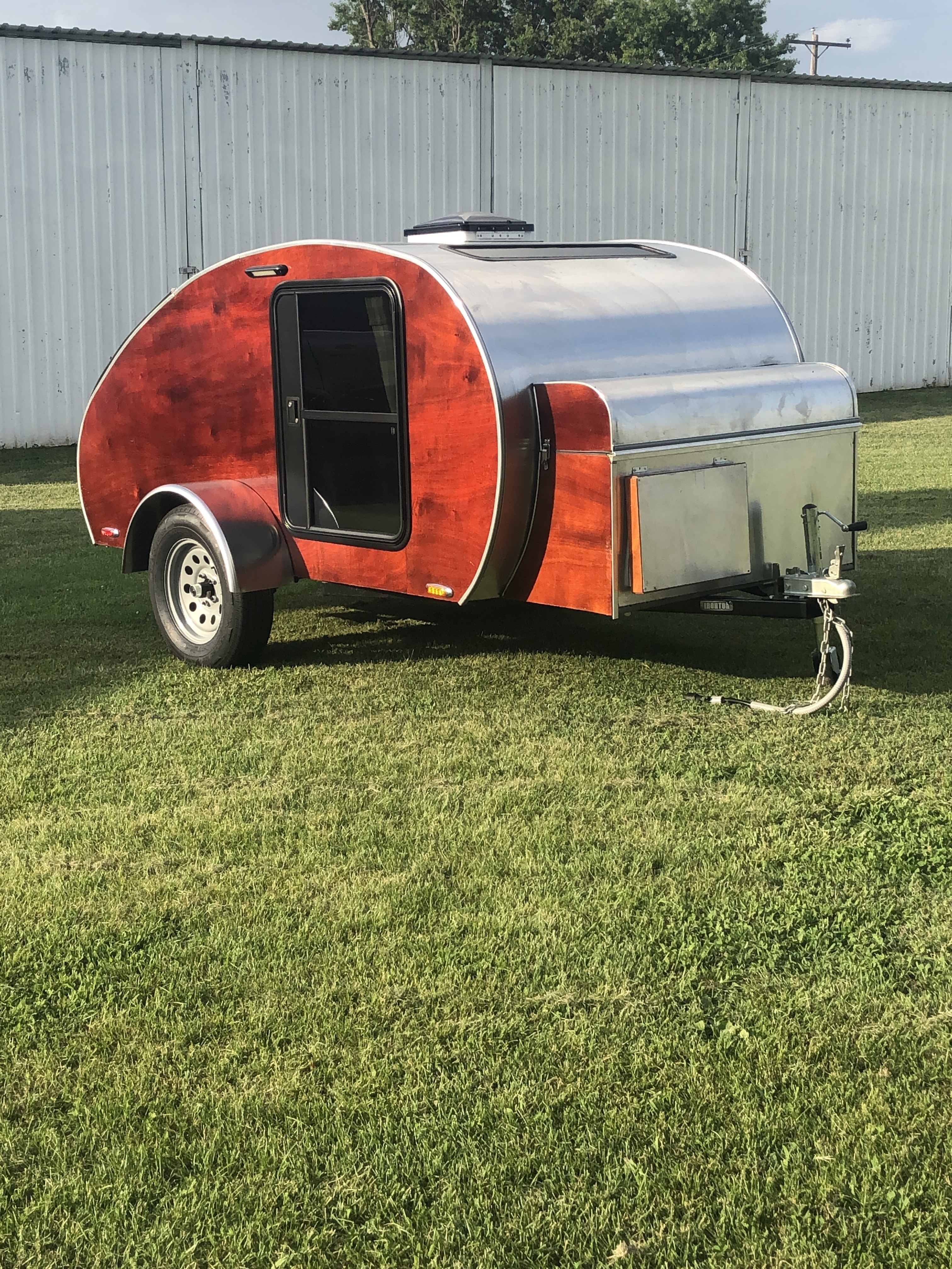 About Teardrop Builder