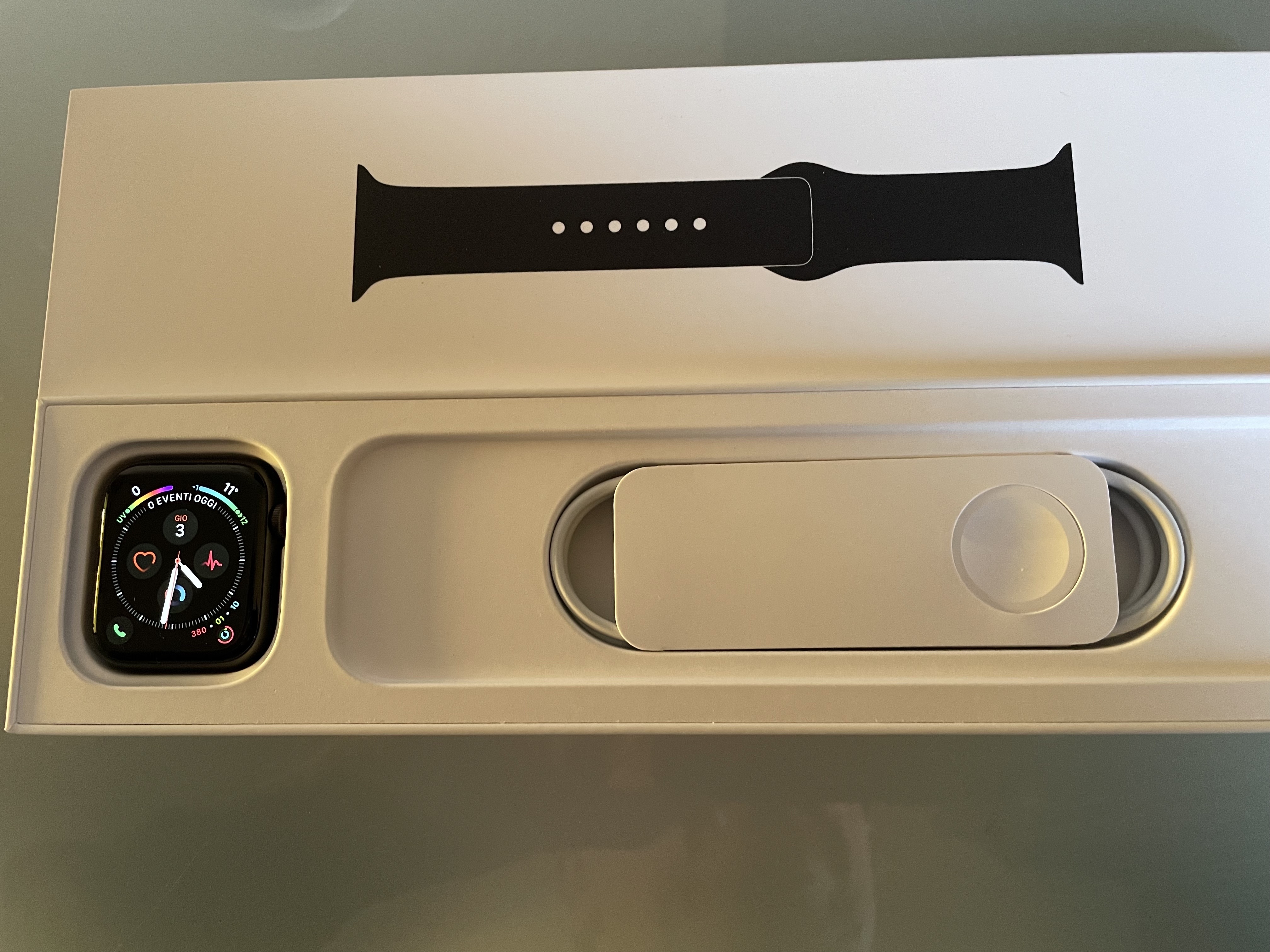 Xiaomi Mi Band 7 non smetterà di innovare: display ancora più grande e AOD