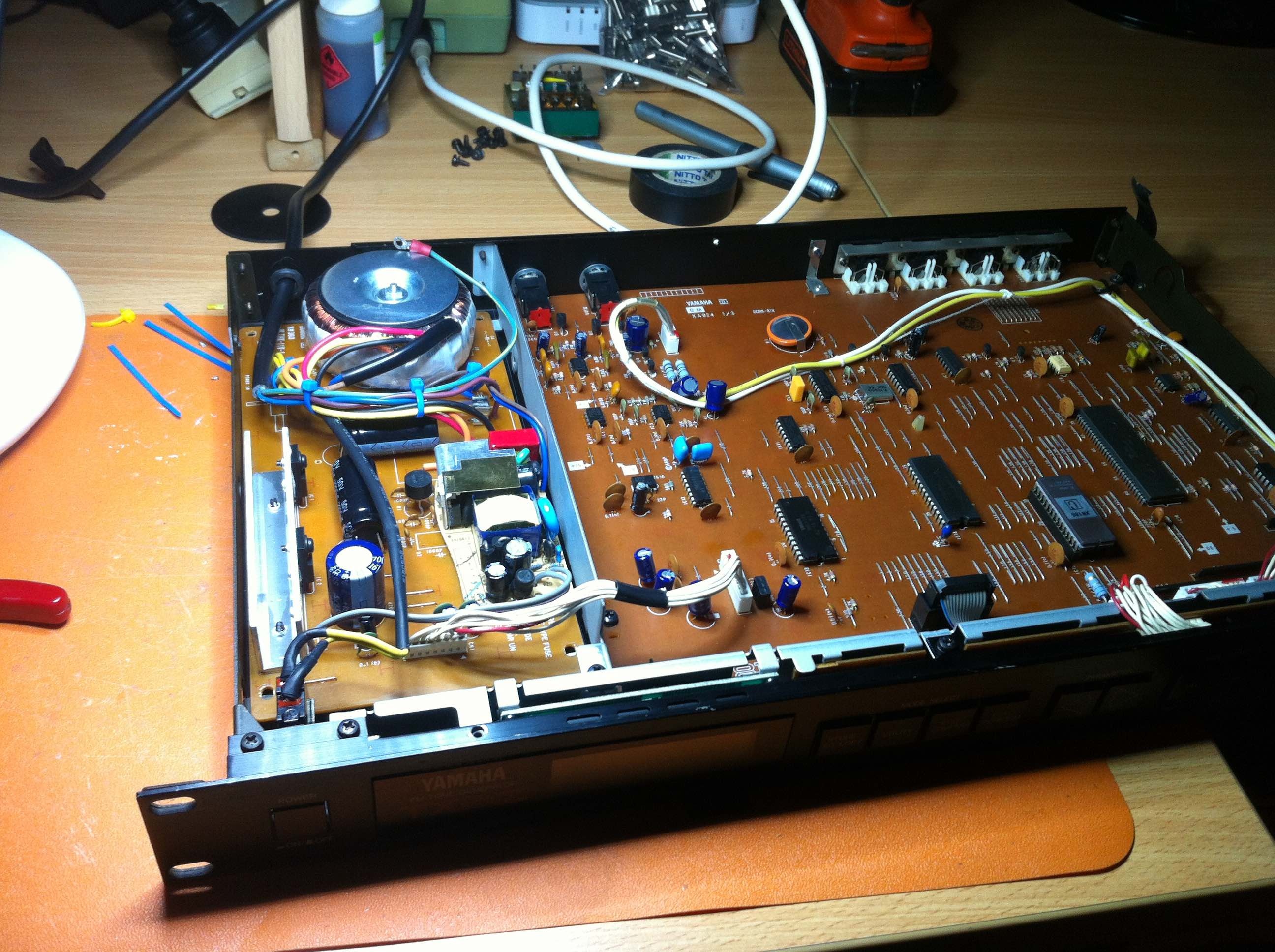 test: Yamaha Dx7 Vs Dx7 II