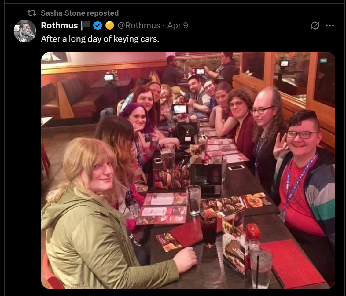 Disqus - Yes, Aimee Lou Wood, SNL is “Mean and Unfunny”