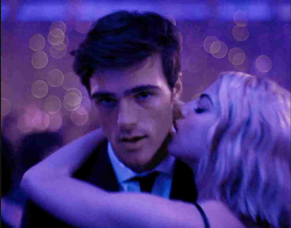 Disqus Profile - 3rd_Fatui_Harbinger